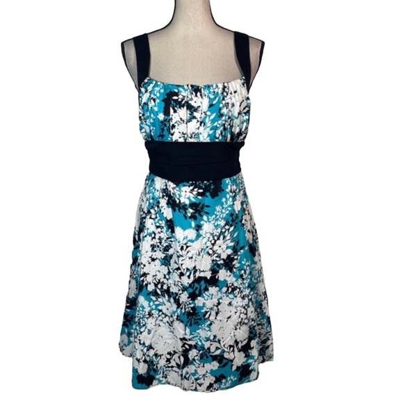 B. Smart | Dresses | B Smart Blue White Floral High Tie Waist Padded ...